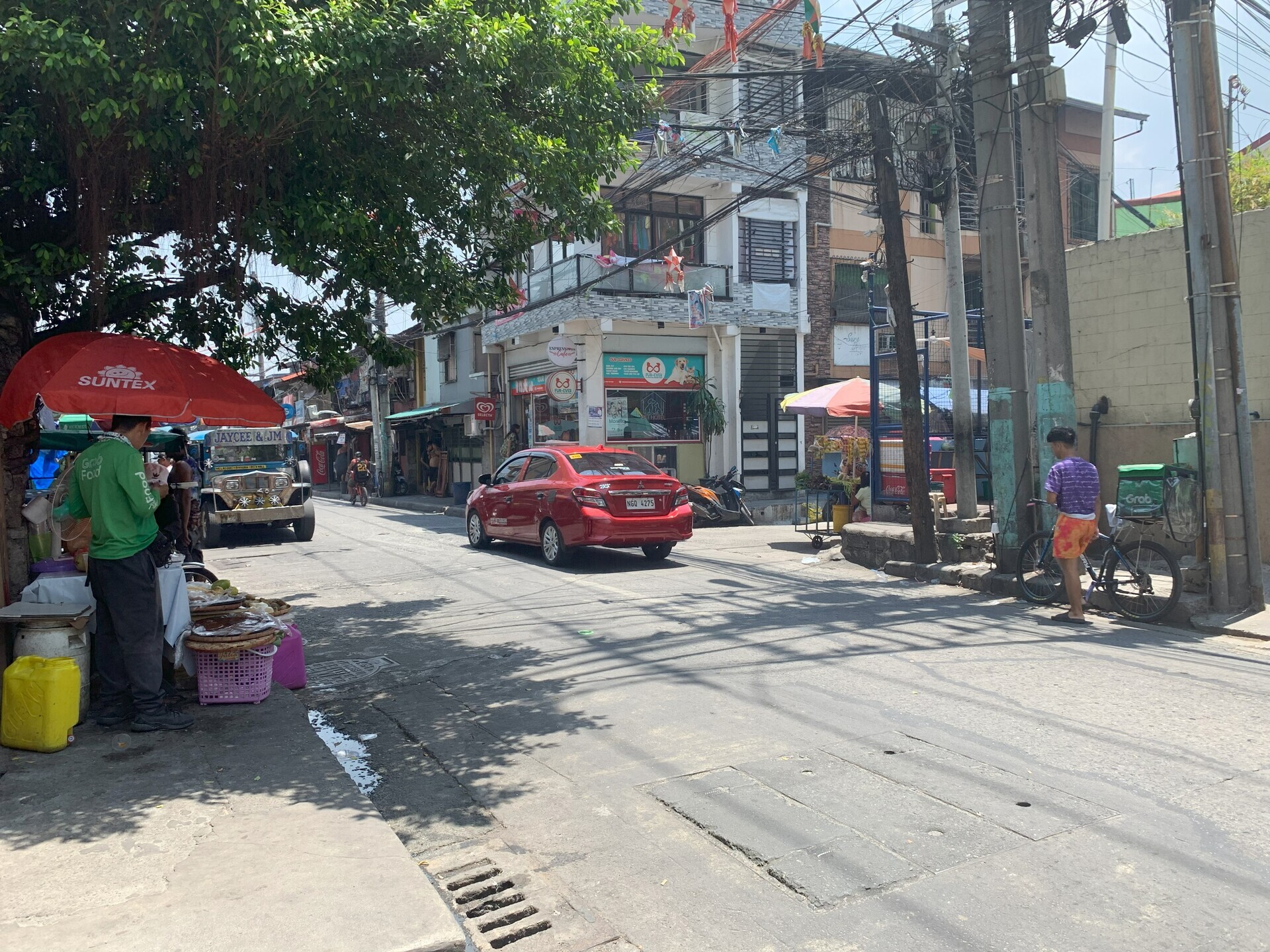 2024/6/1 Do you have nail clippers? 0.37PHP: マニラ移住計画（プチ移住編）